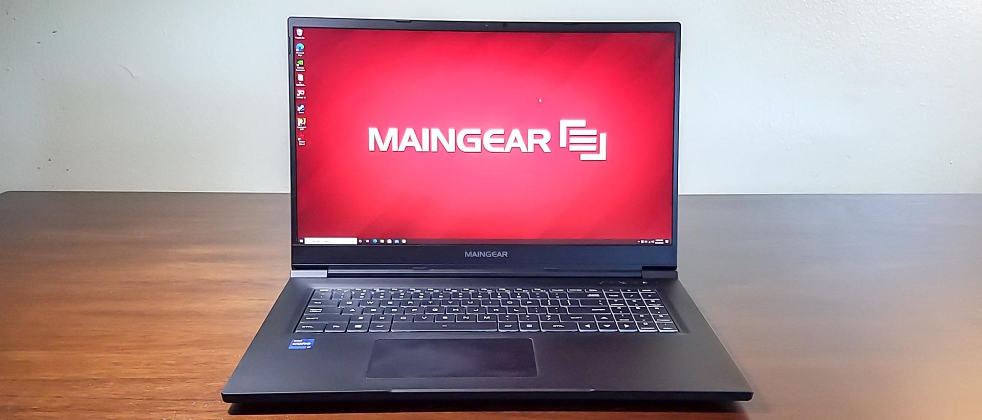 Maingear Vector Pro review: An RTX 3080 gaming laptop you can take ...