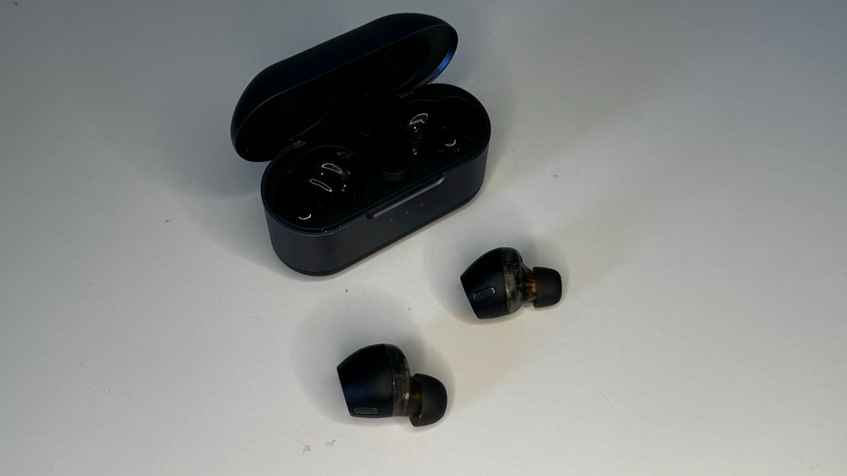 JLab Epic Lab Edition true wireless earbuds review: A solid AirPods Pro ...