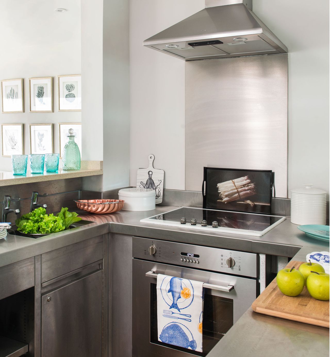 The 14 best tips for how to make a small kitchen look bigger | Ideal Home
