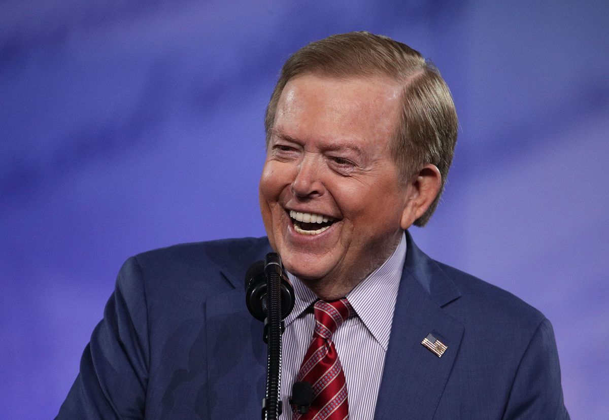 Fox Business' Lou Dobbs visits the White House and declares it a ...