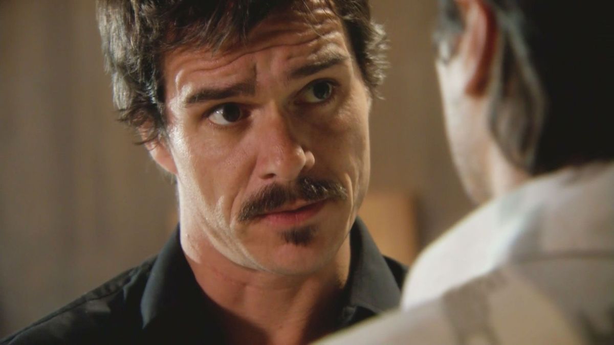 Tony Dalton: What To Watch If You Like The Better Call Saul Actor ...