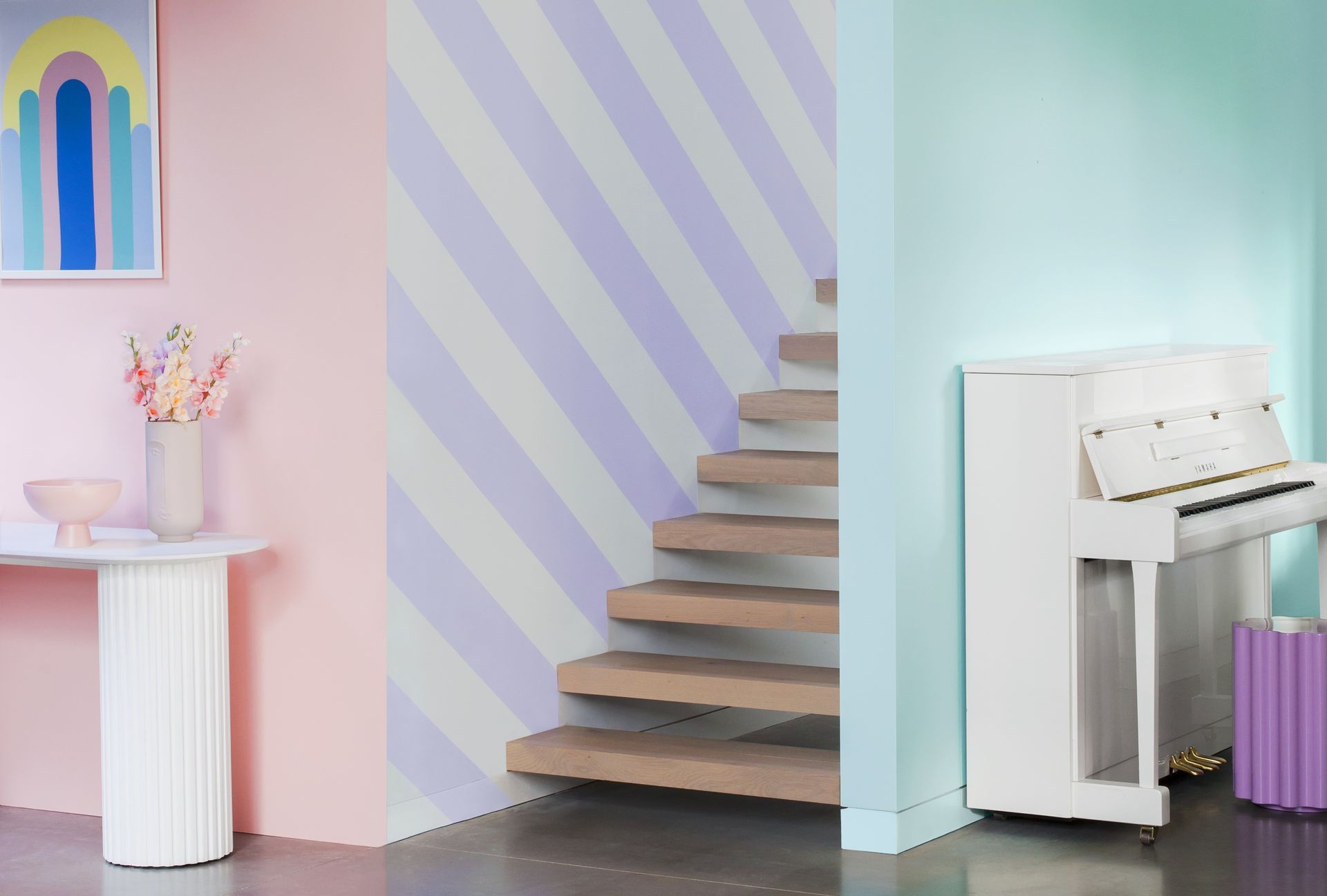 How to paint stripes on a wall for a striking focal point in a room ...