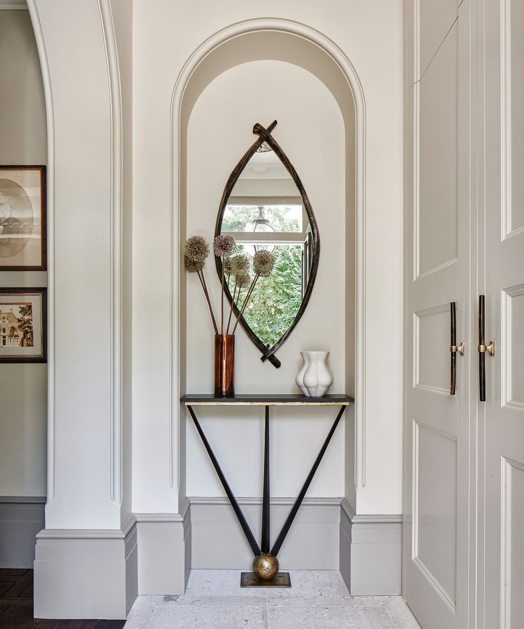 Entryway lighting ideas: 10 expert ways to get the light right in a ...
