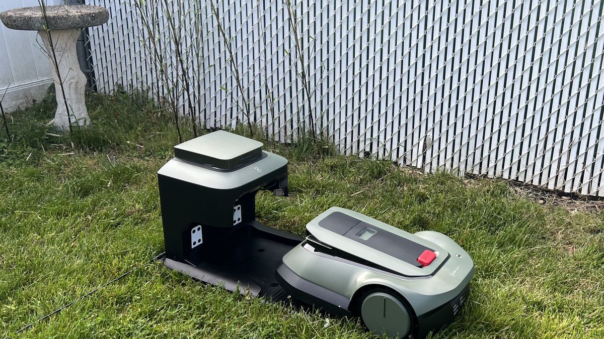 I just tried a robot lawnmower for the first time — here's how it went ...