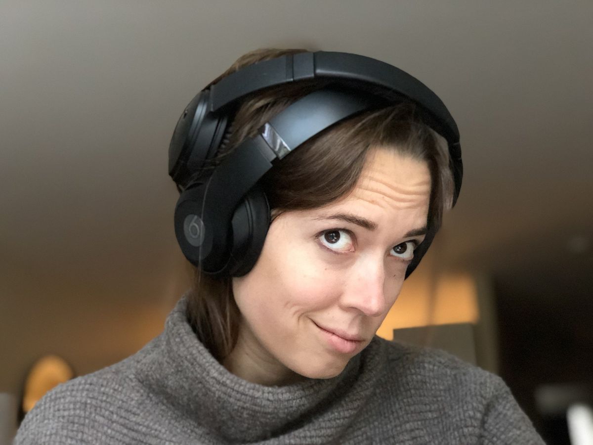 Beats Studio 3 Wireless headphones review: Apple pairs noise ...