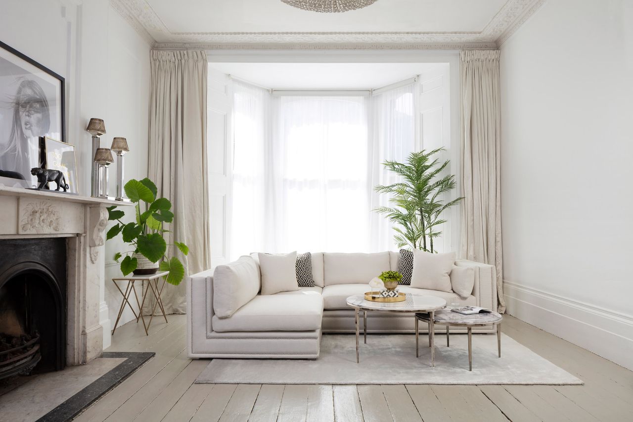 10 cream living room ideas that show that neutral doesn't have to mean ...