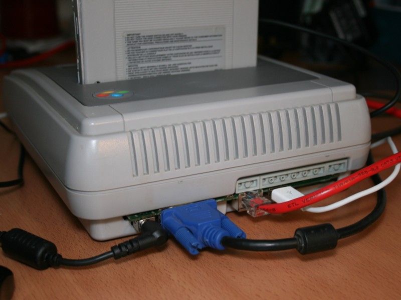 Amazing Case Mod: PC Inside a Super Nintendo | Tom's Hardware