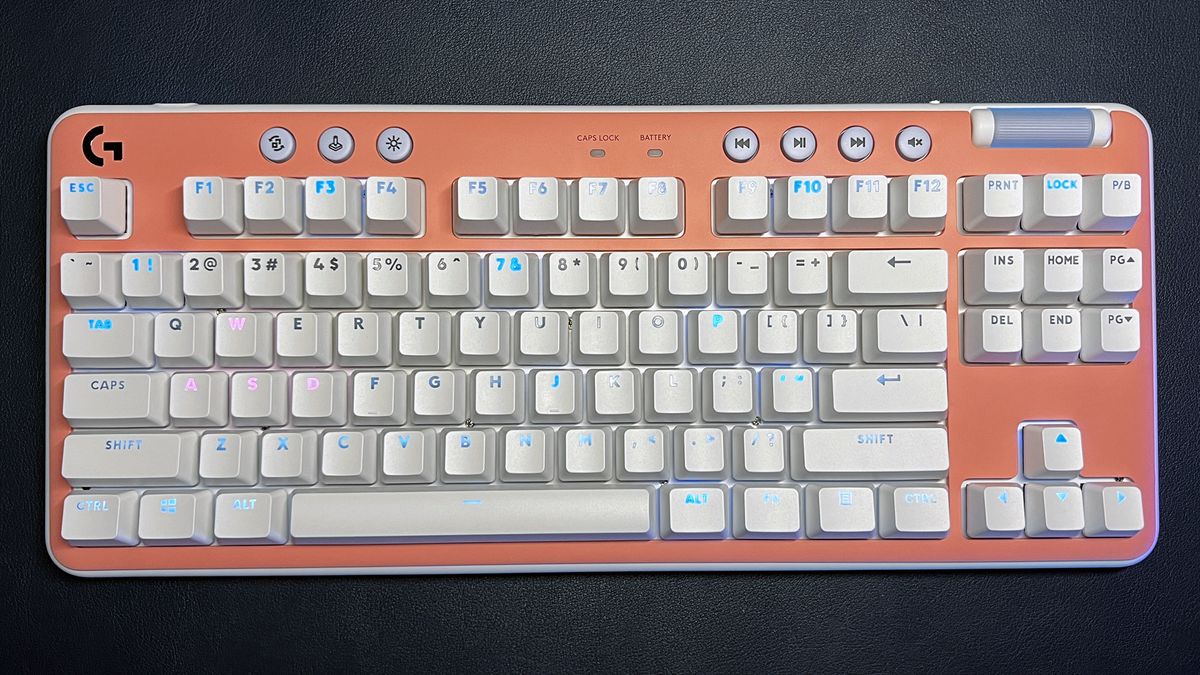Logitech G715 Review: Pretty, but Maybe Not $200 Pretty | Tom's Hardware