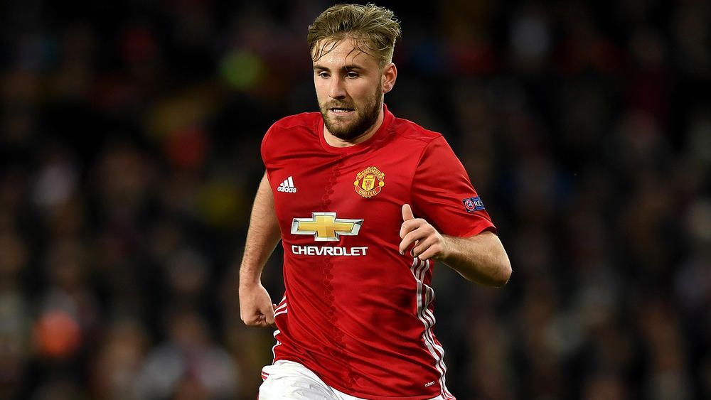 Shaw going through 'difficult period' - Mourinho | FourFourTwo