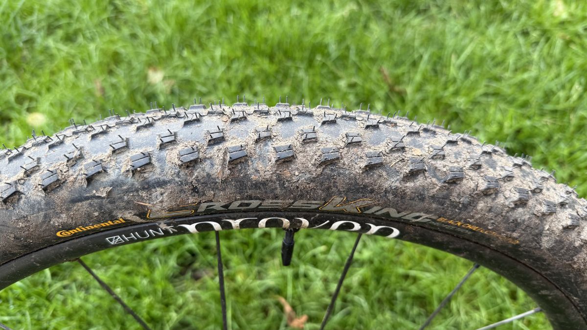 Continental Race King Protection tire review | Bike Perfect