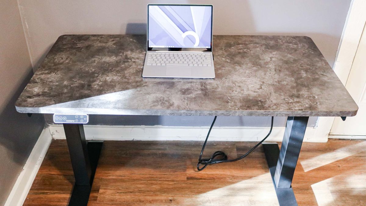 Flexispot E7 Pro Plus Standing Desk review | Tom's Guide