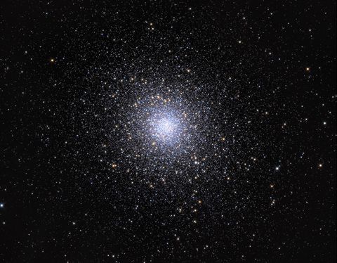 It's Full of Stars! Globular Cluster Sparkles in Cosmic Photo | Space