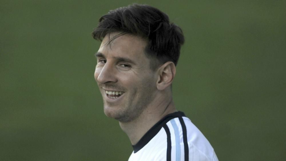 Messi in 'unbeatable shape' - Martino | FourFourTwo