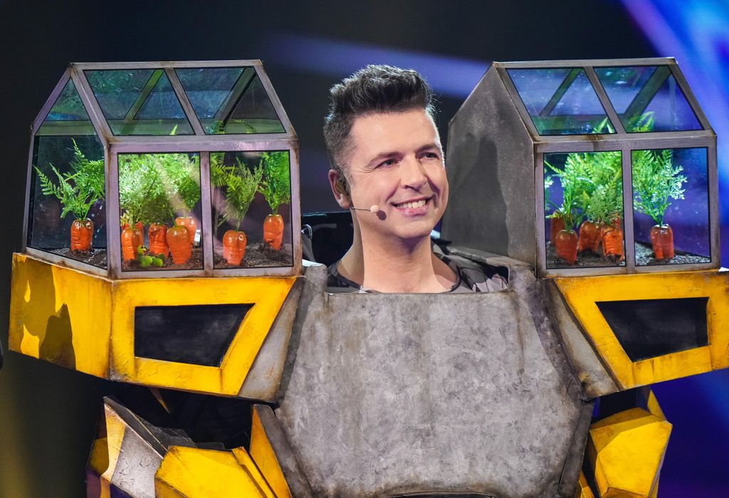 Who was Robobunny in The Masked Singer UK? | What to Watch