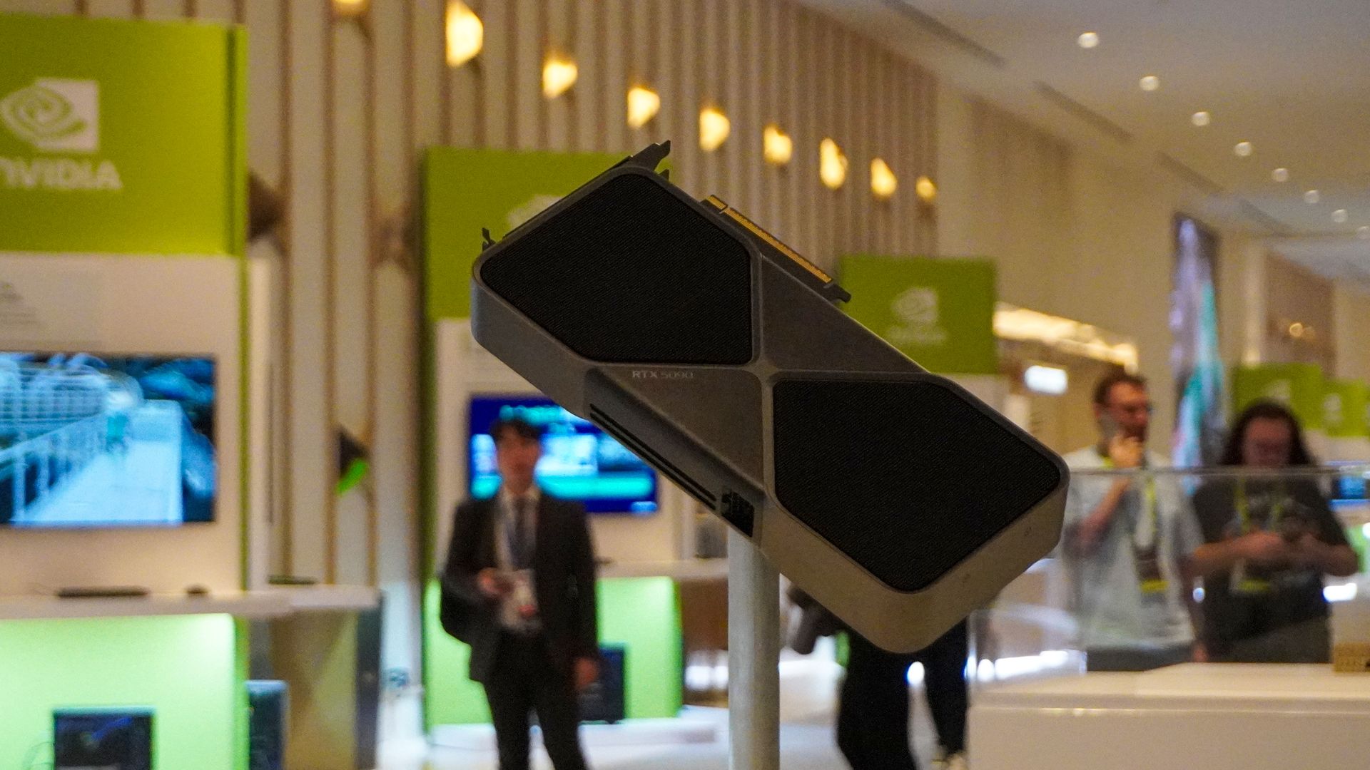 I just played games on Nvidia RTX 5090, and the hype is real — here’s ...