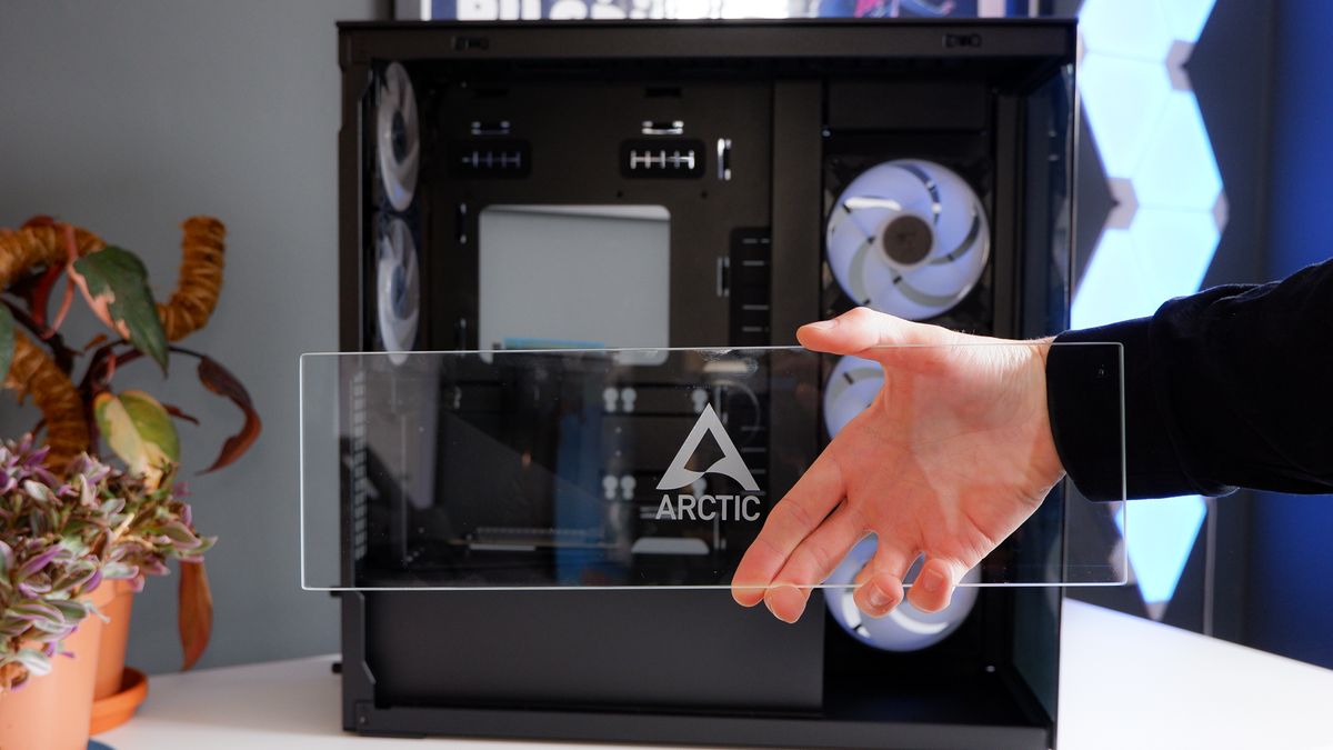 Arctic Xtender PC case review | PC Gamer