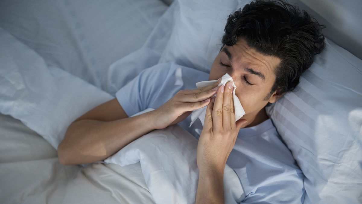 Is a blocked nose making you snore? Here are 5 tips for dealing with it ...