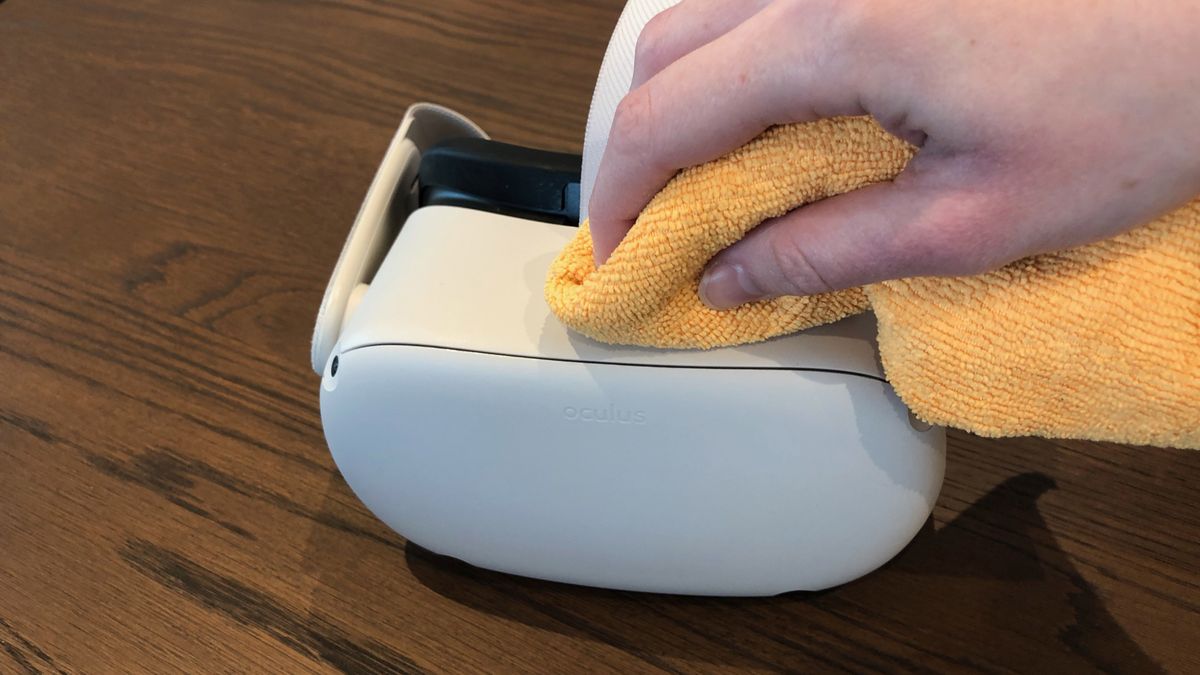 How to clean Meta Quest 2 lenses quickly and safely | Tom's Guide