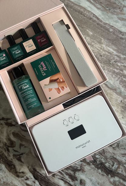 Manucurist Green Flash LED Gel Kit Honestly Reviewed | Who What Wear