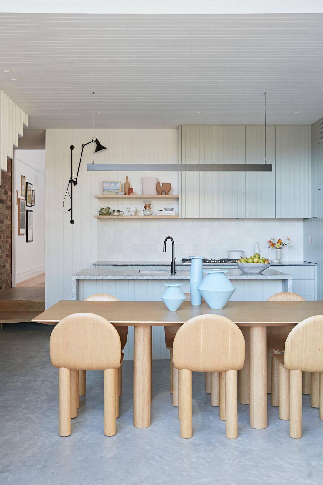 The 'Hushing the House' decluttering method explained | Livingetc