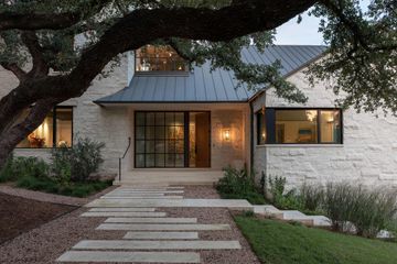 11 Front Door Trends That Set the Tone for a Classy Home | Livingetc
