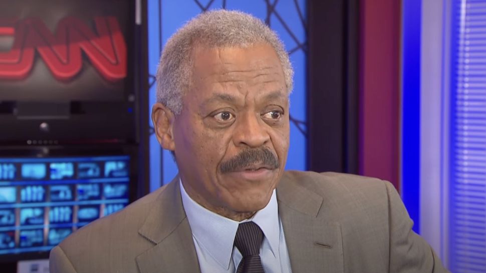 Magic Johnson, Jemele Hill And More Pay Tribute To Sports Broadcasting ...