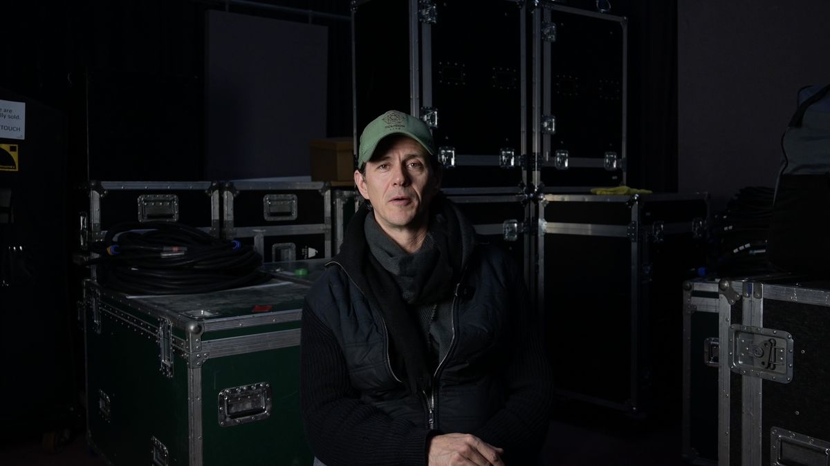 “Would you believe that an artist is actually singing on stage if you ...