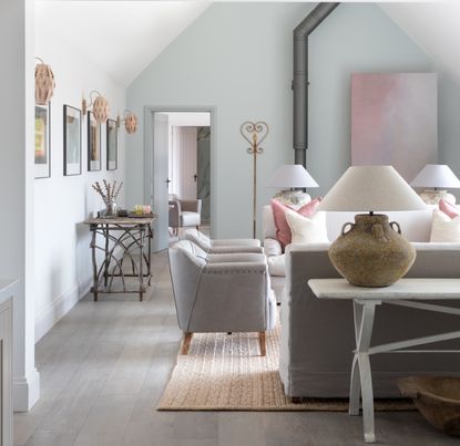 16 world-class living rooms from the Andrew Martin Interior Designer ...