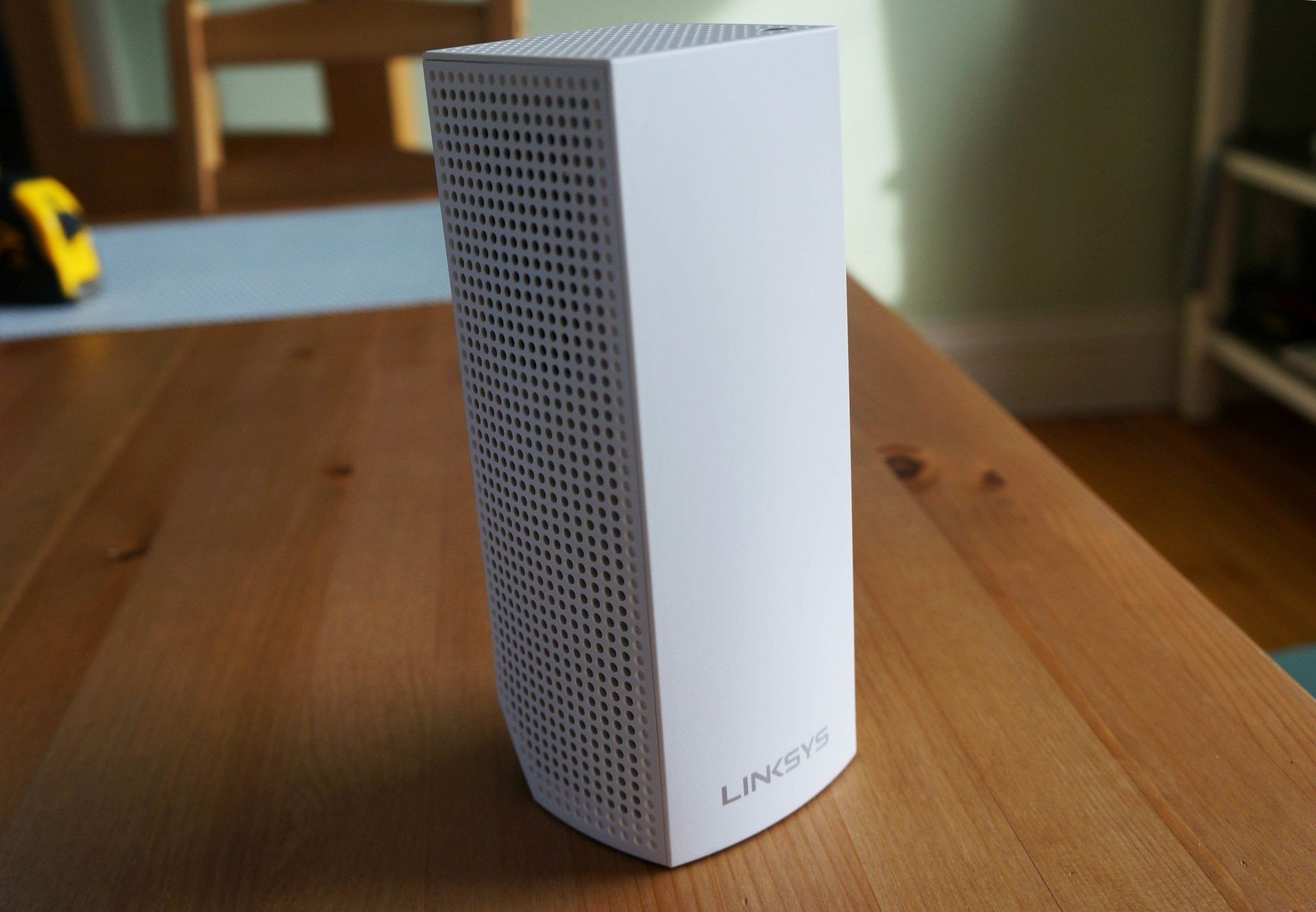 Access Points vs. Mesh: How to get the best Wi-Fi coverage | Windows ...