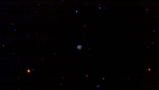 Stunningly perfect 'Einstein ring' captured by James Webb Space ...