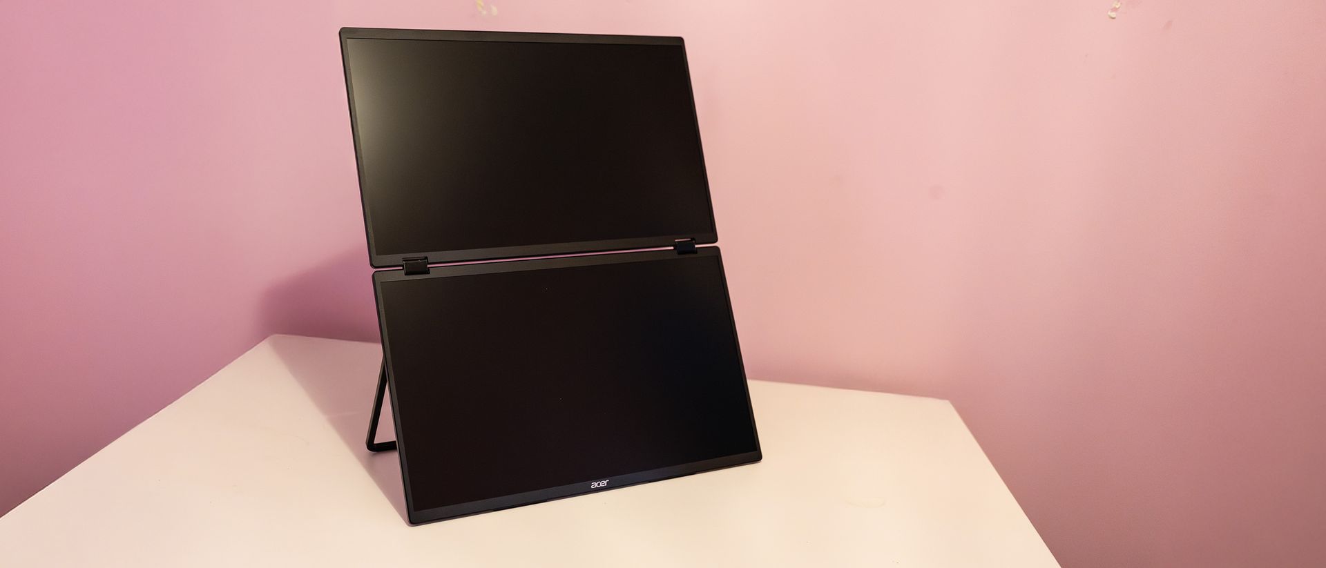 Acer PD3 folding portable monitor review: a glorious tallscreen that ...