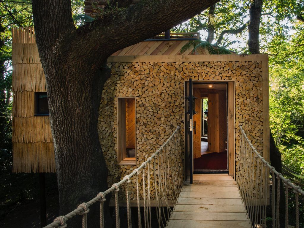 Amazing Treehouse Design Ideas: 10 Modern Treehouses That Inspire