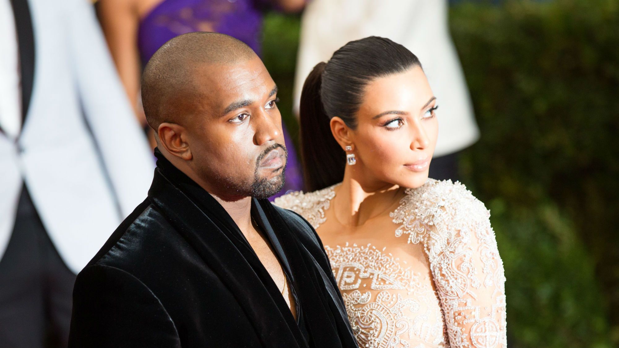 Kanye West Just Returned To Instagram With A Huge Romantic Gesture ...