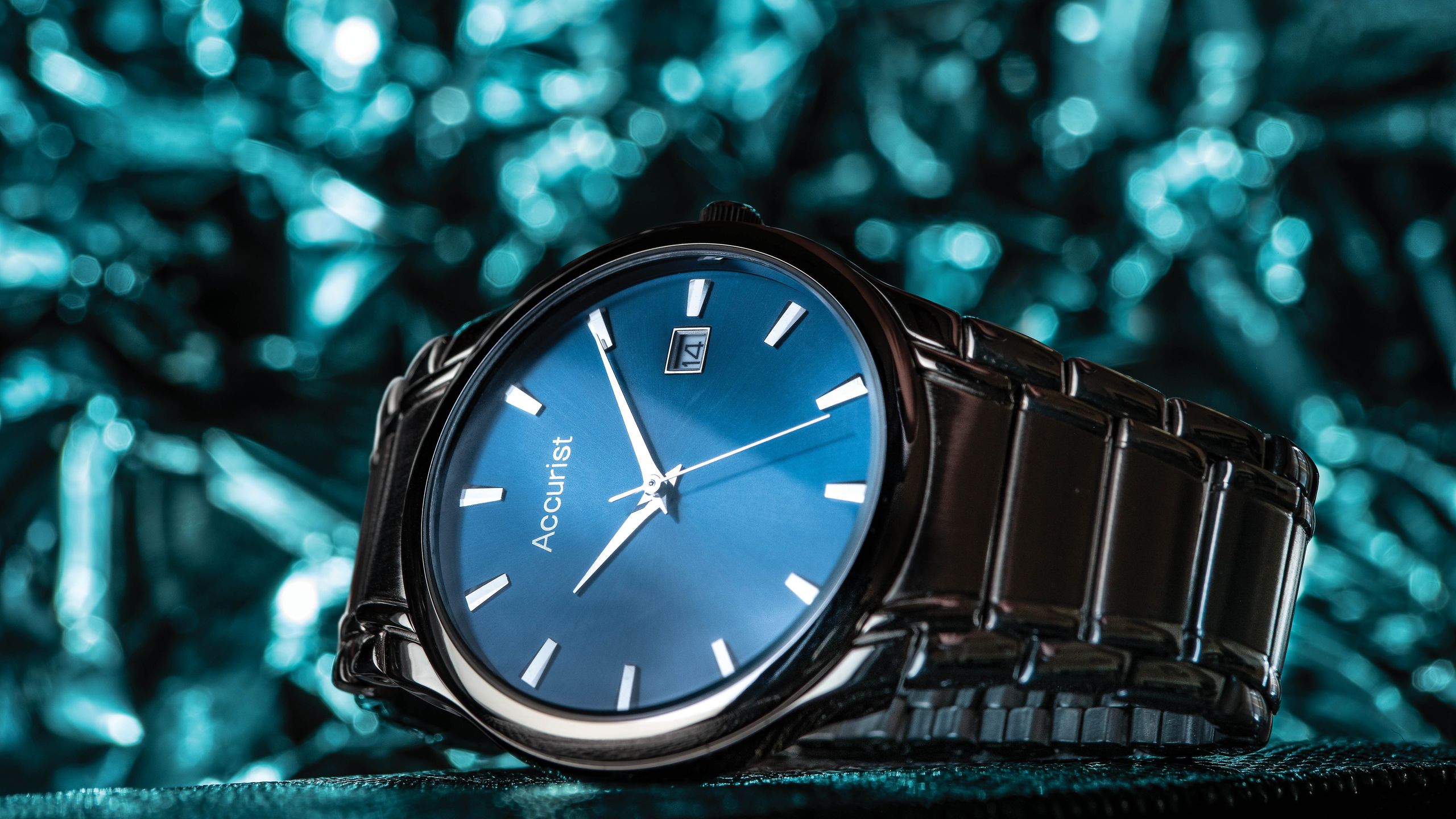 Give your product photography some sparkle! Try this easy lighting ...