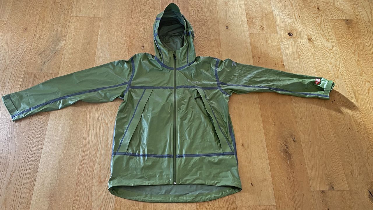 Columbia Wyldwood Waterproof Hiking Shell review: the most waterproof ...