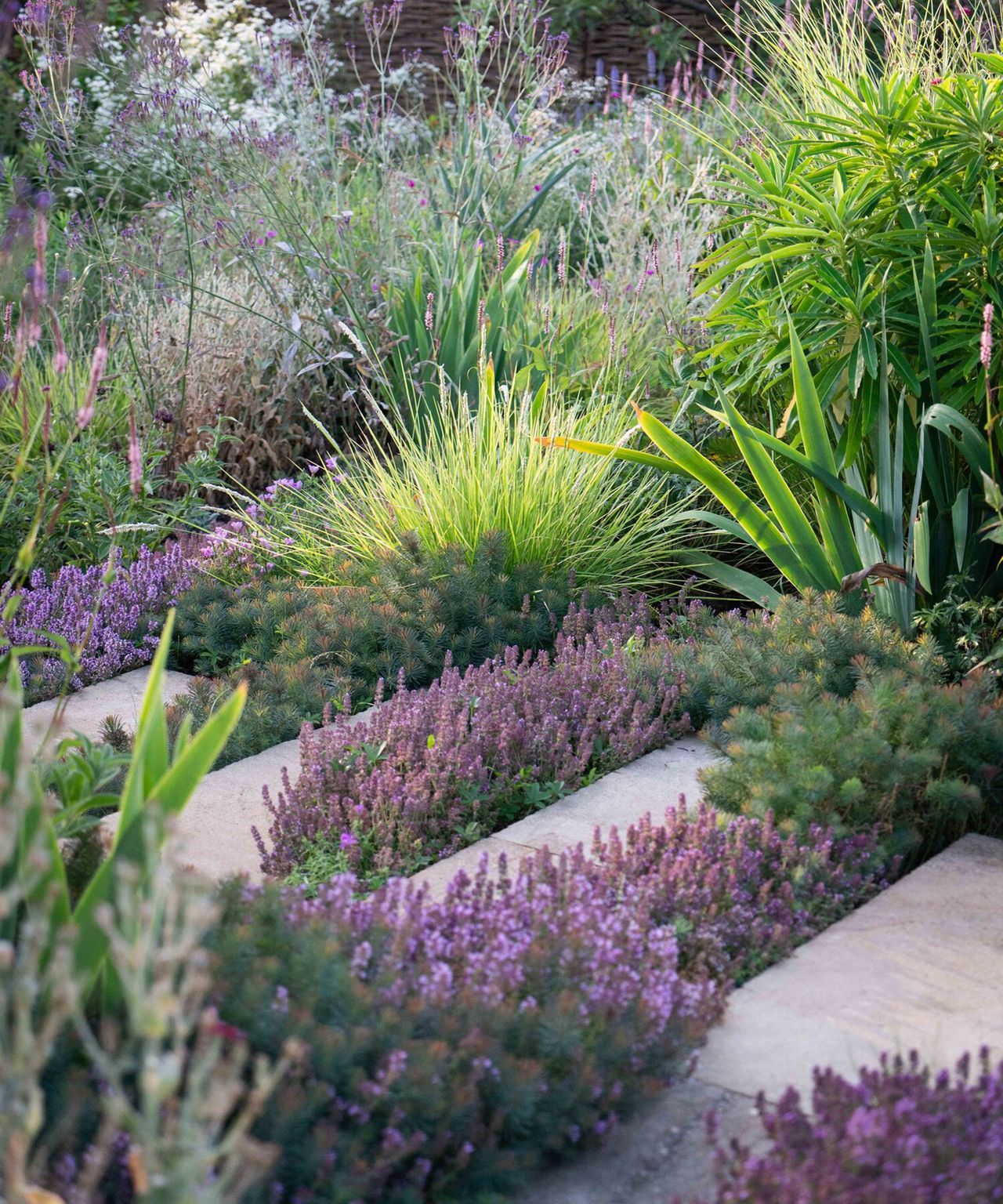 The patchwork patio trend will transform your plot | Gardeningetc