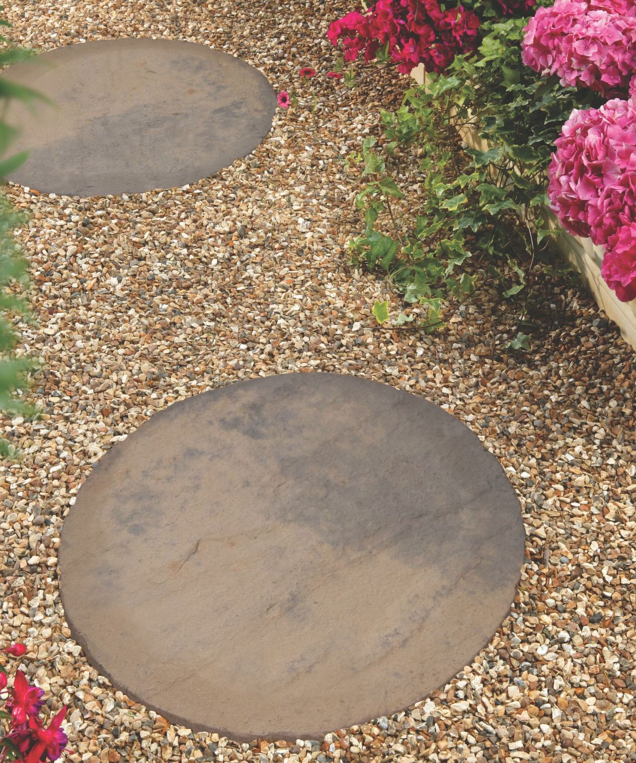 Cheap DIY garden path ideas: 10 ways to build a path for less ...