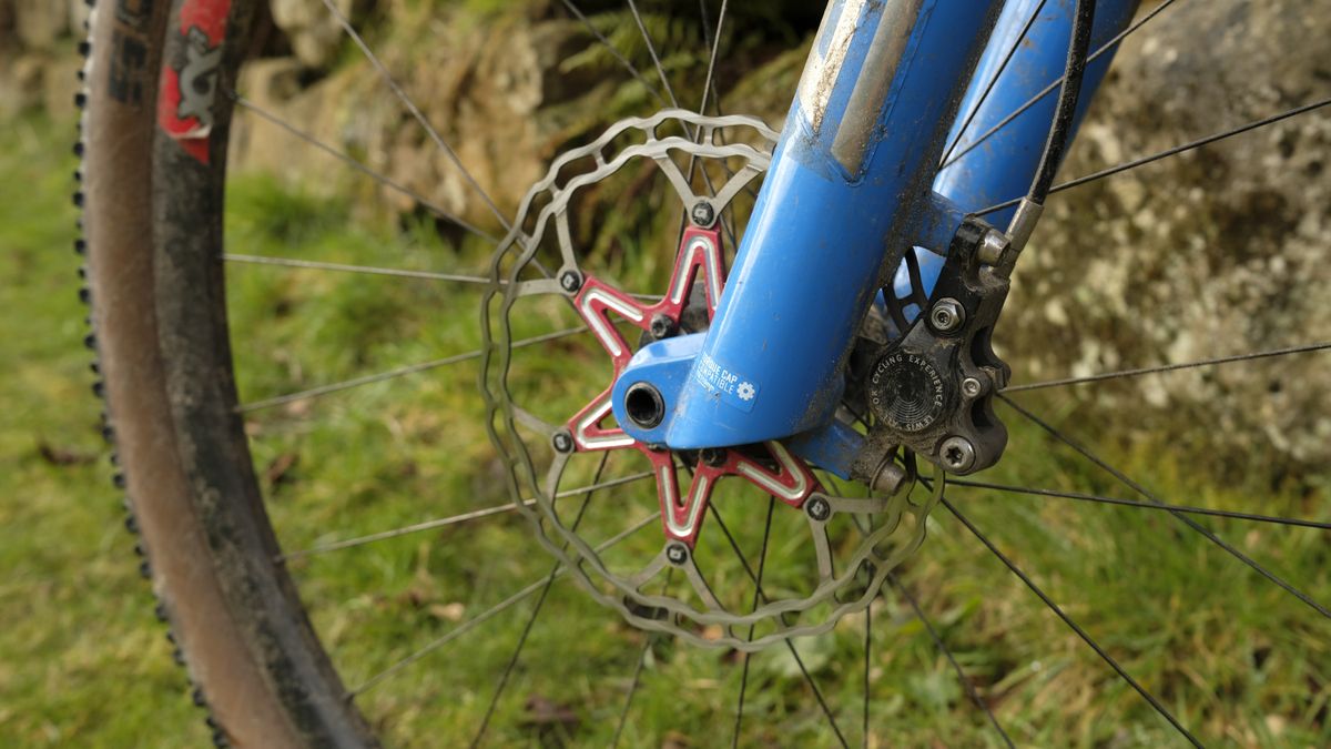 Lewis LV2 Brake Set review | Bike Perfect