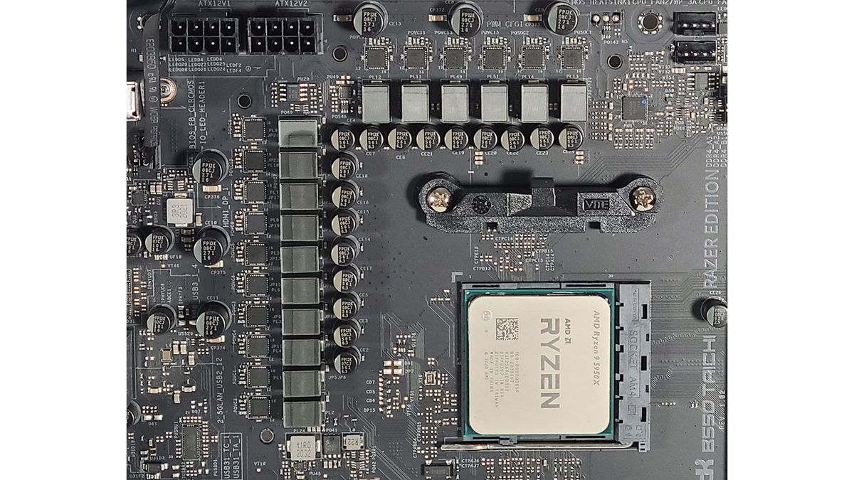 ASRock B550 Taichi Razer Edition Review: Taichi, With a Splash of ...