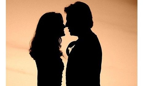 Does falling in love mean losing your friends? | The Week