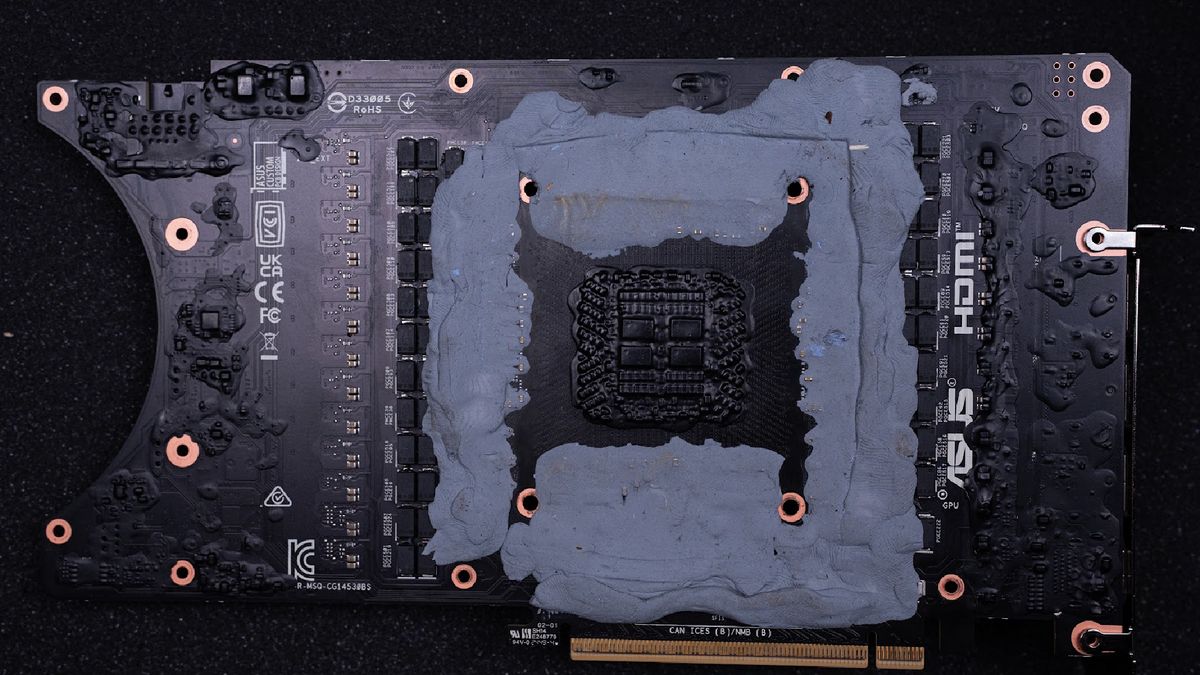 Splave's Cave: Overclocking the Asus RTX 5090 Astral and setting the ...