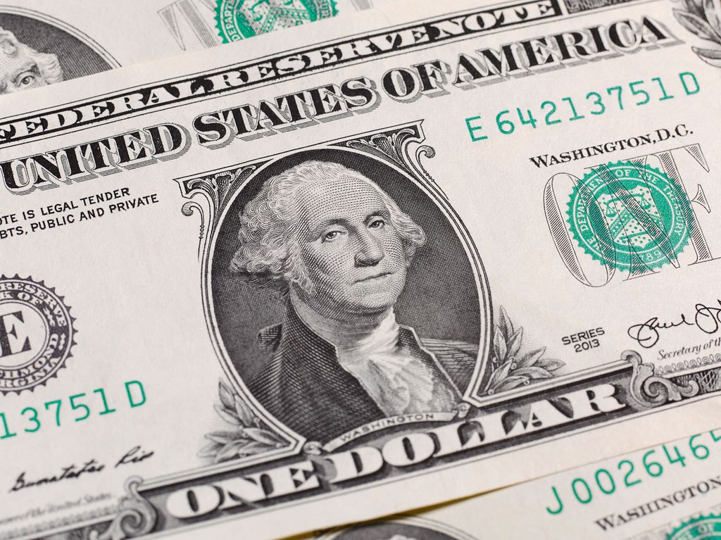What You Must Know About Tipping While Traveling | Kiplinger