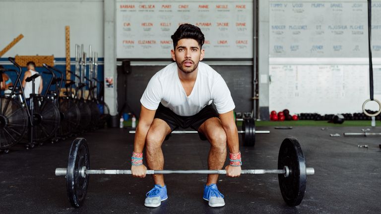 Front squat vs back squat | Fit&Well