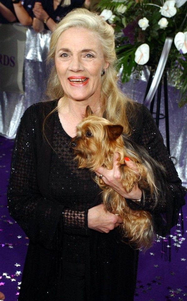 Emmerdale actress Shirley Stelfox dies at 74 | News | Emmerdale | What ...