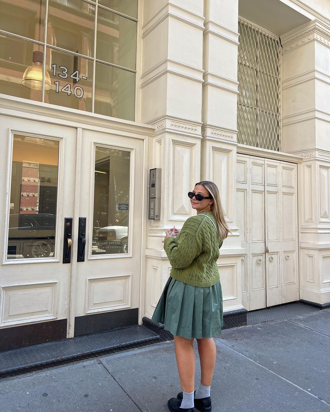 6 Casual Loafer Outfits To Recreate This Autumn, According to a Fashion ...