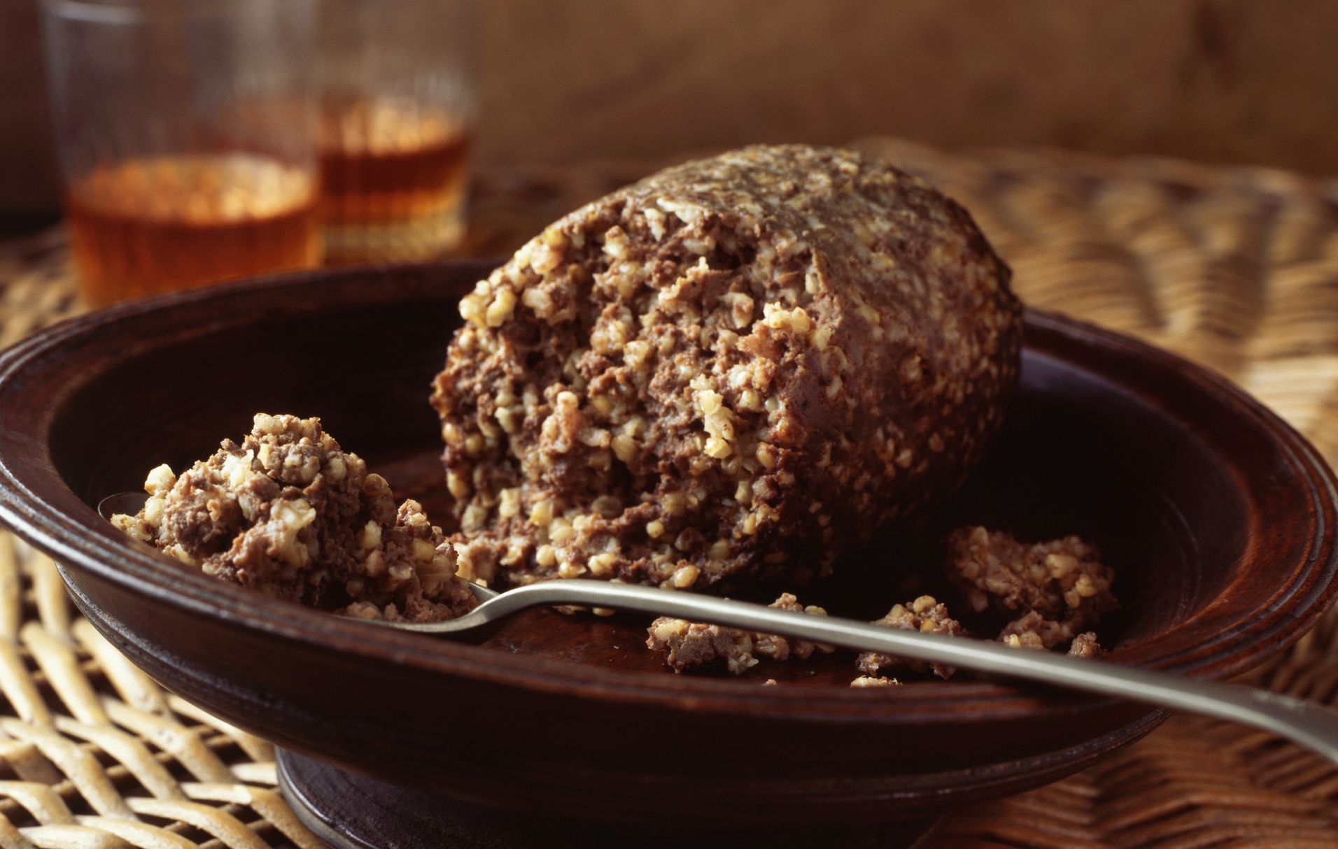How to cook traditional haggis at home - Good To | GoodtoKnow