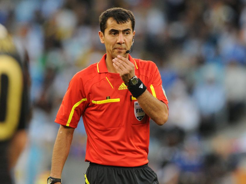 The most iconic football referees | FourFourTwo