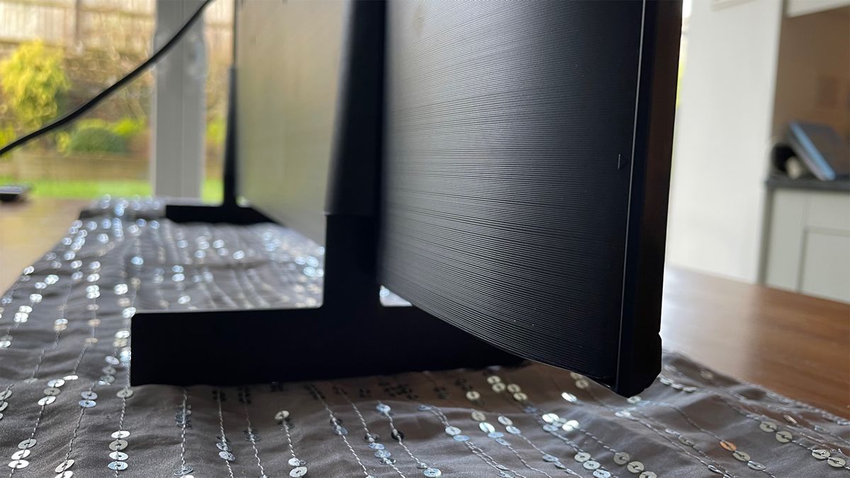 Samsung UE43CU8000 review: less than the sum of its parts | What Hi-Fi?