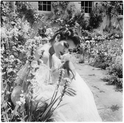 You're all invited to Cecil Beaton's Garden Party | Country Life