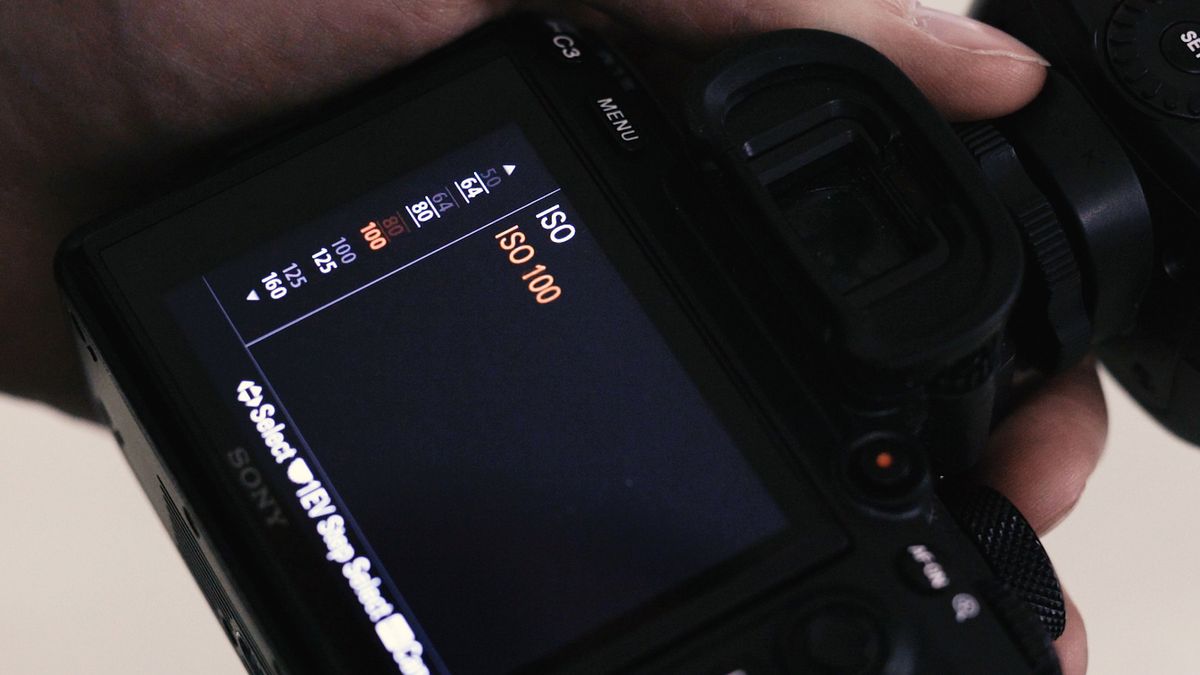 5 creative indoor portrait ideas - Part 5: Shutter drag | Digital ...